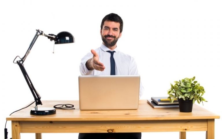 6 Tanggung Jawab dan Tugas Sales dalam Perusahaan, Simak di Sini!